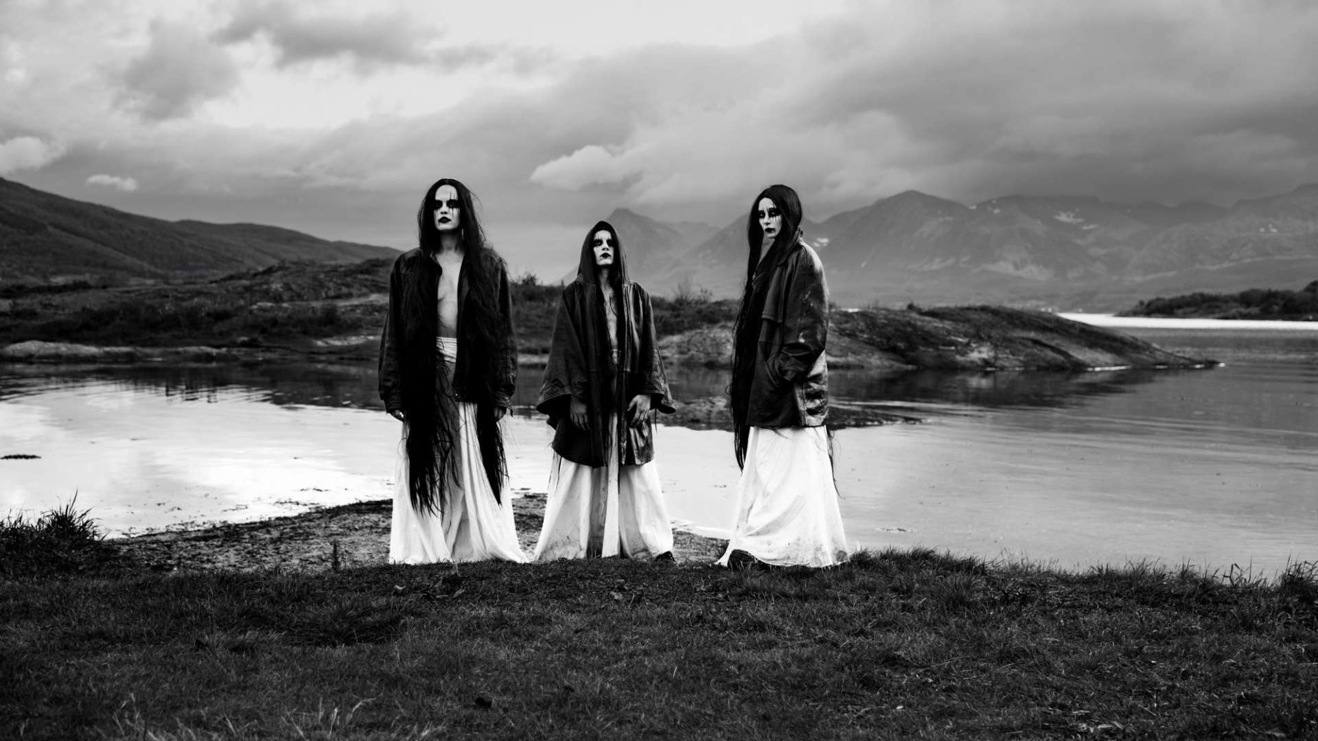 Witch Club Satan 2025 | L'épicerie moderne